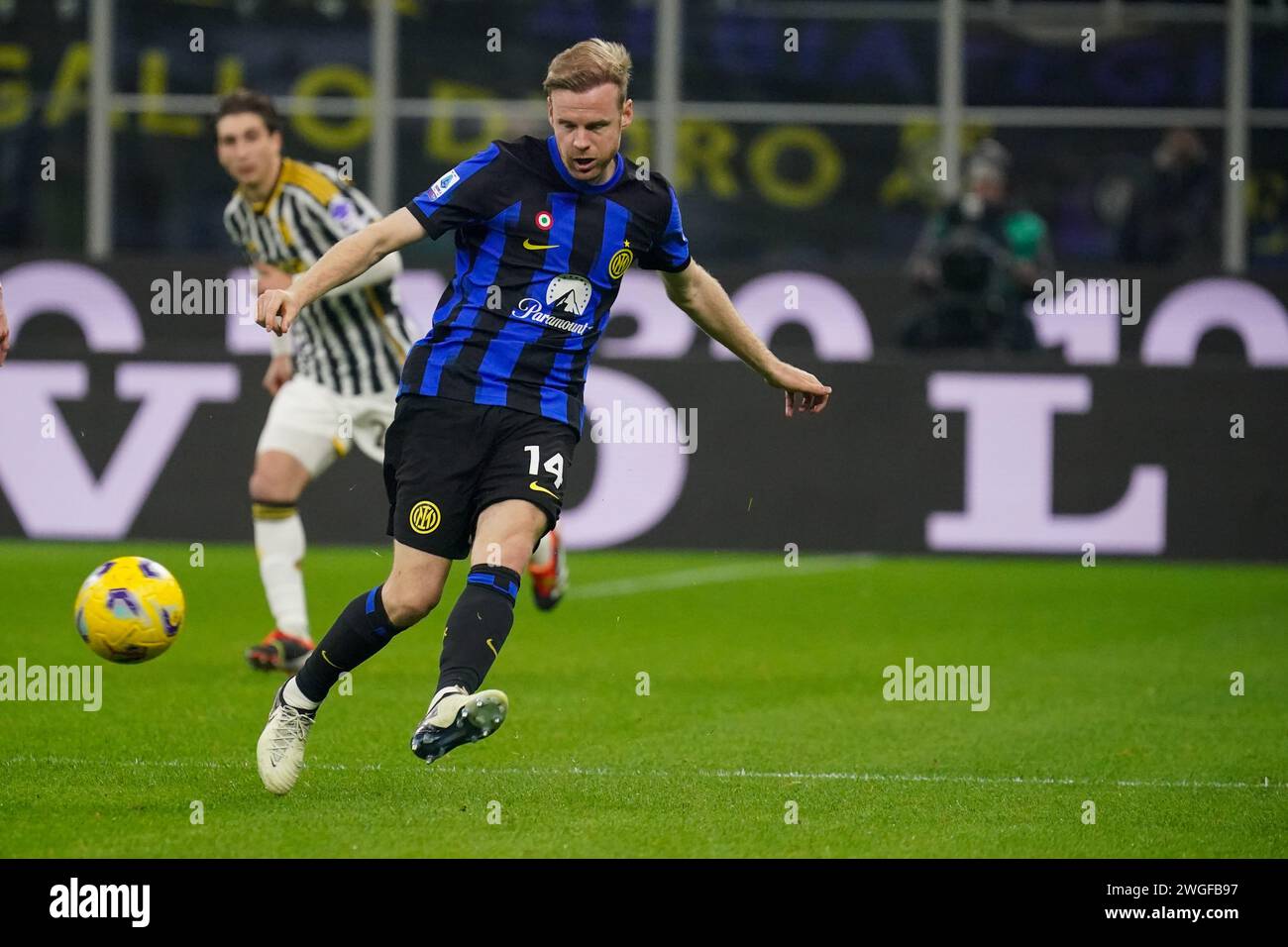 Davy klaassen inter hi-res stock photography and images - Alamy