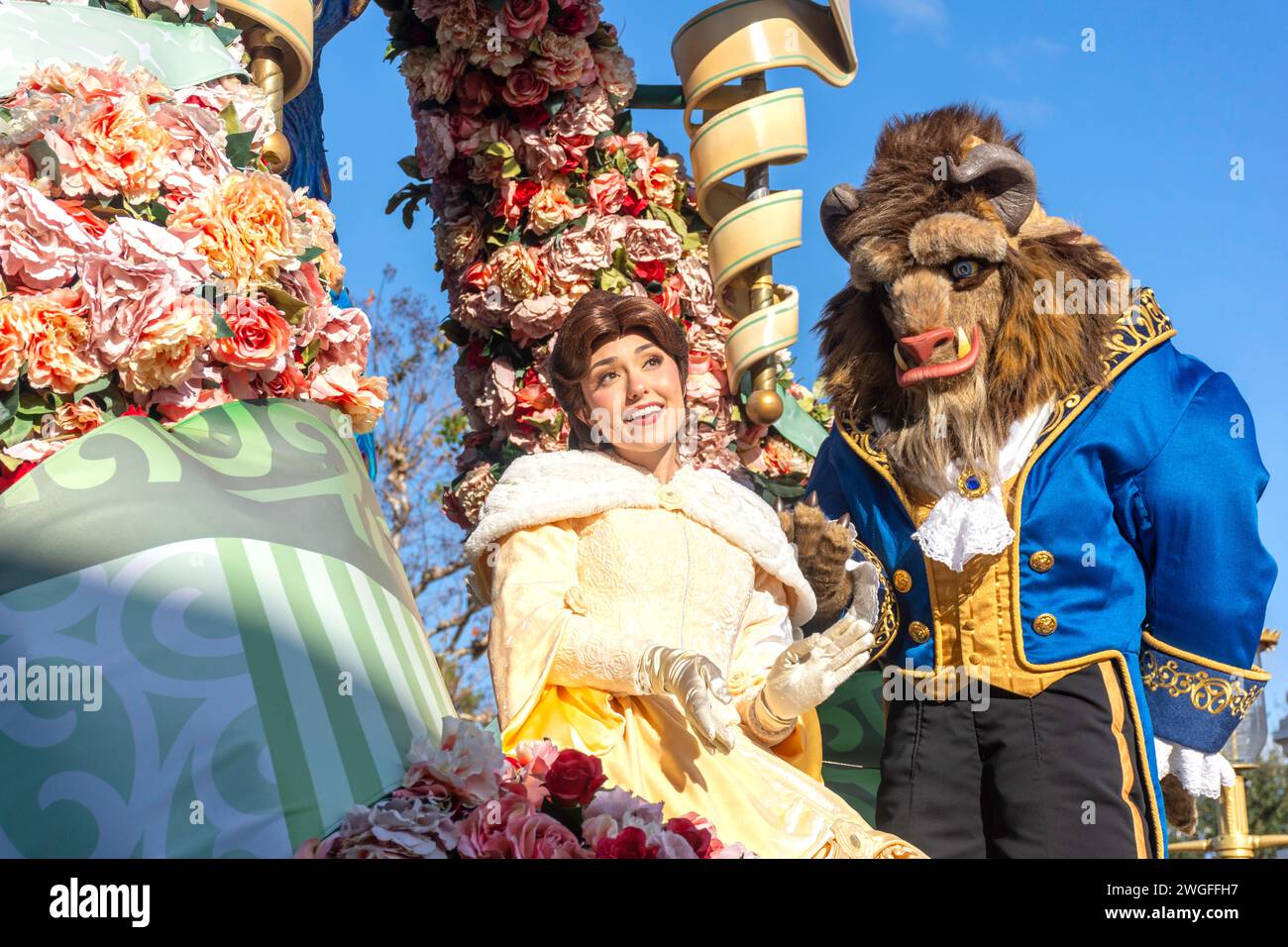 Beauty and the beast disney hi-res stock photography and images - Alamy