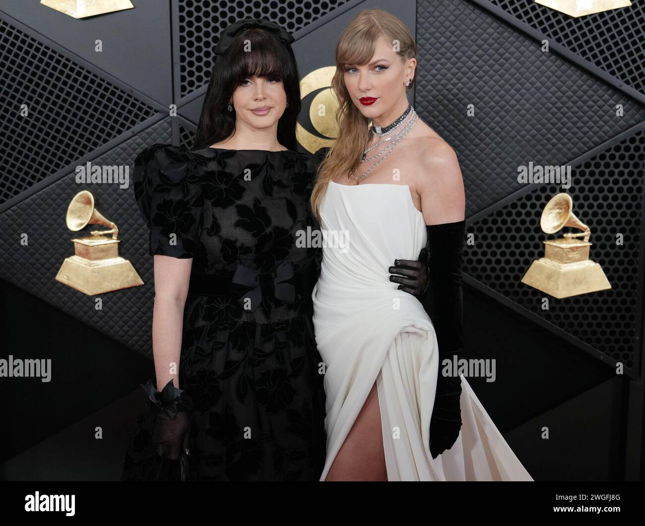Taylor swift red carpet 2024 hi-res stock photography and images - Alamy