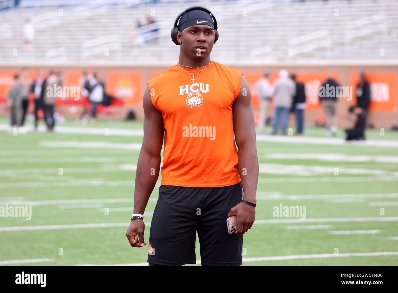 MOBILE, AL - FEBRUARY 03: American edge Jalyx Hunt of Houston Christian ...