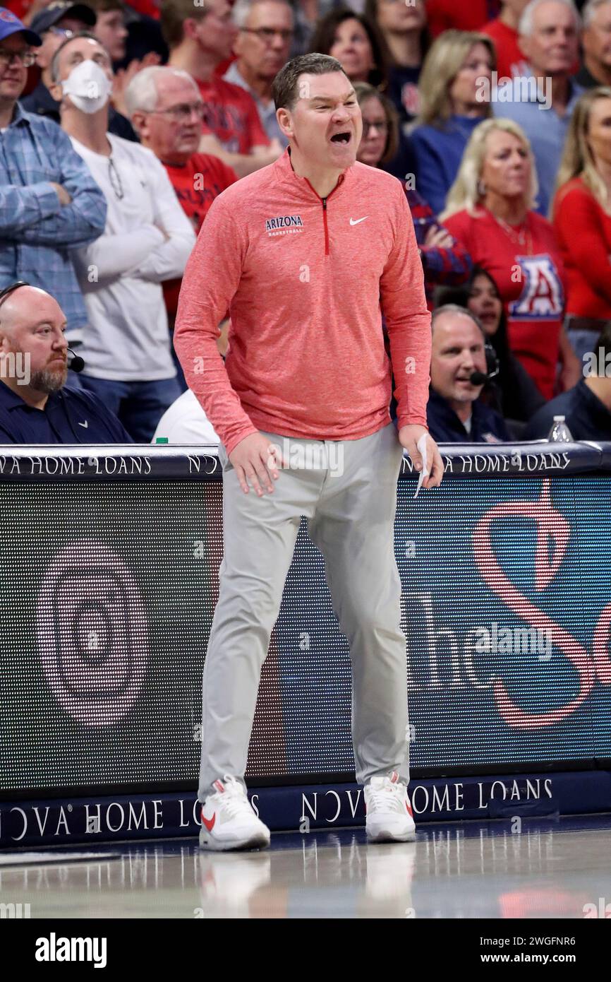 TUCSON, AZ - FEBRUARY 04: Arizona Wildcats head coach Tommy Lloyd ...