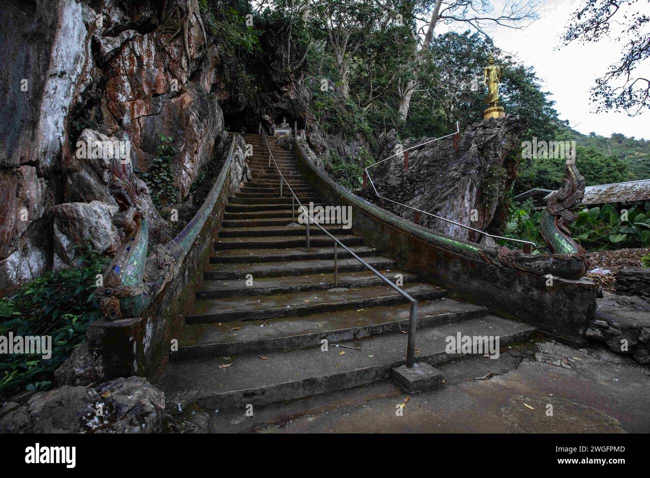 Cave fish temple hi-res stock photography and images - Alamy