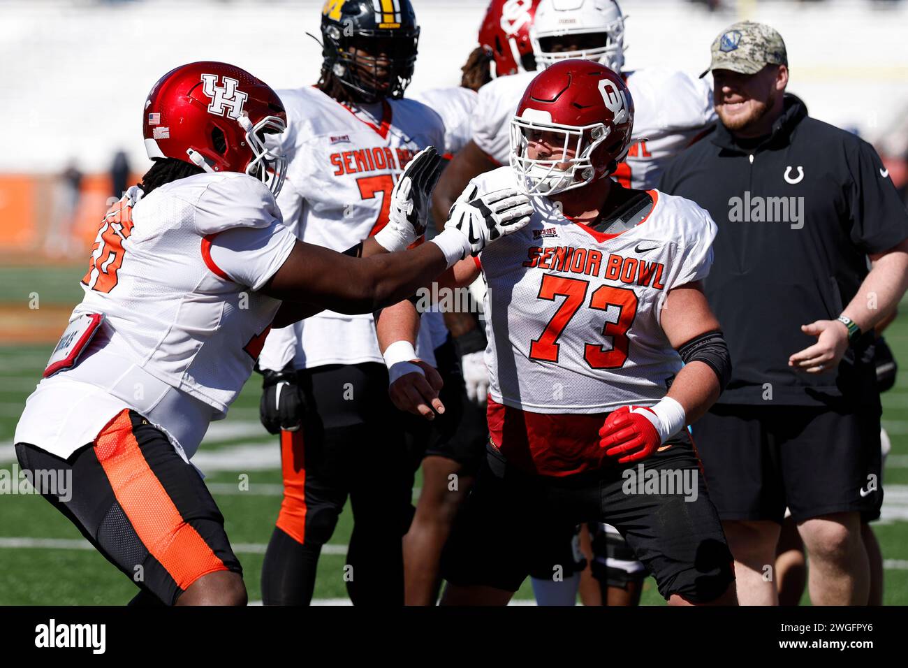 American offensive lineman Andrew Raym of Oklahoma (73) and American ...