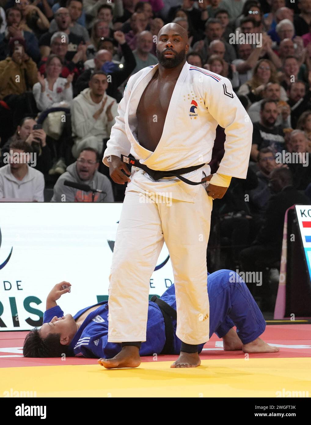 Paris, France. 04th Feb, 2024. Teddy Riner of France and YOUN JAEGU of ...