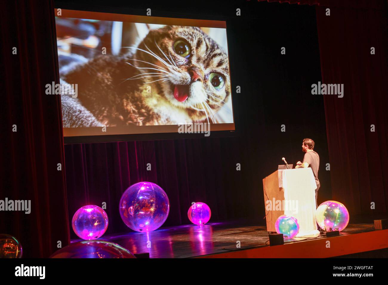 Mike bridavsky hi-res stock photography and images - Alamy