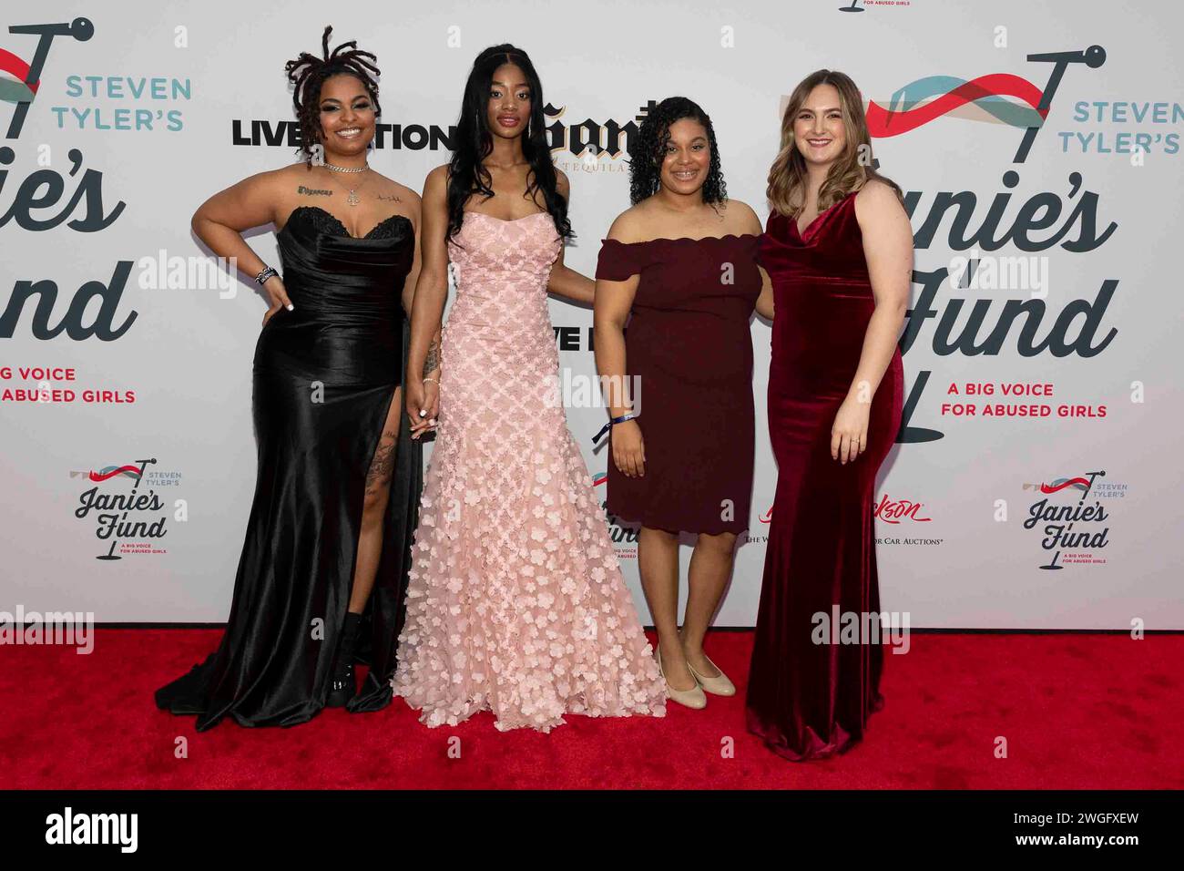 Los Angeles, USA. 04th Feb, 2024. Pamela Lowe, Emely Florian, Kauna ...