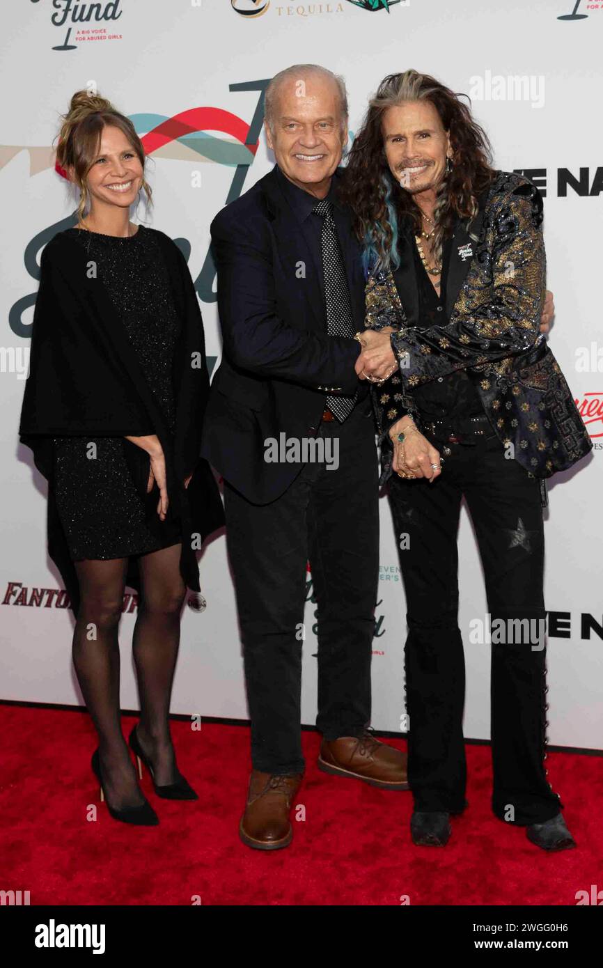 Los Angeles, USA. 04th Feb, 2024. Kayte Grammar, Kelsey Grammar and ...