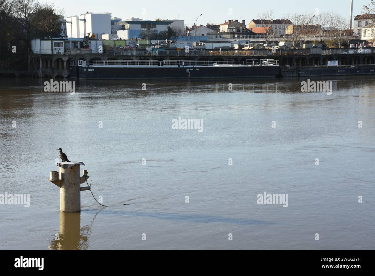 Seine architecture hi-res stock photography and images - Alamy