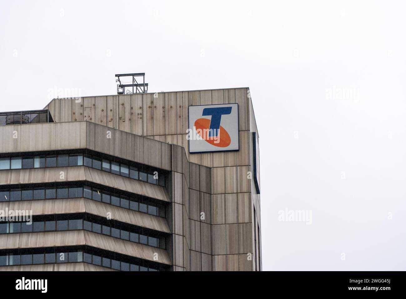 ADELAIDE, SA AUSTRALIA - 23 NOV 2023: Telstra logo in the Adelaide CBD ...