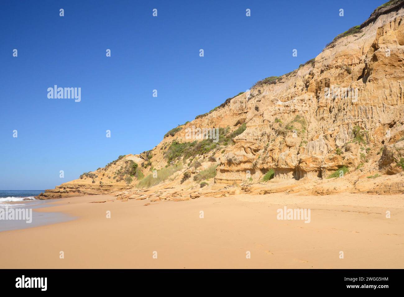 Red bluff beach hi-res stock photography and images - Alamy