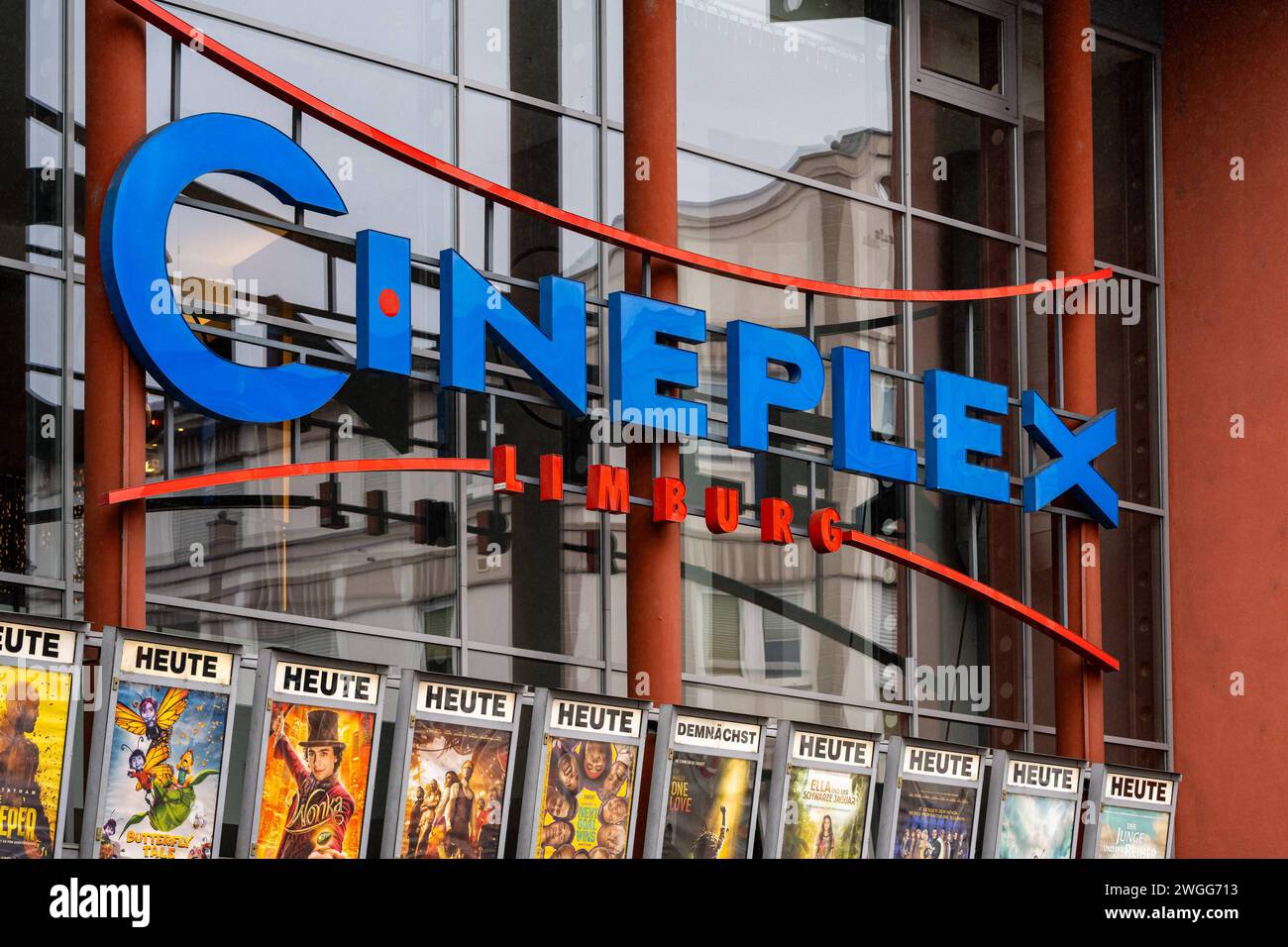 Cineplex Limburg Logo an der Kinofassade 04.02.2024, Limburg ...