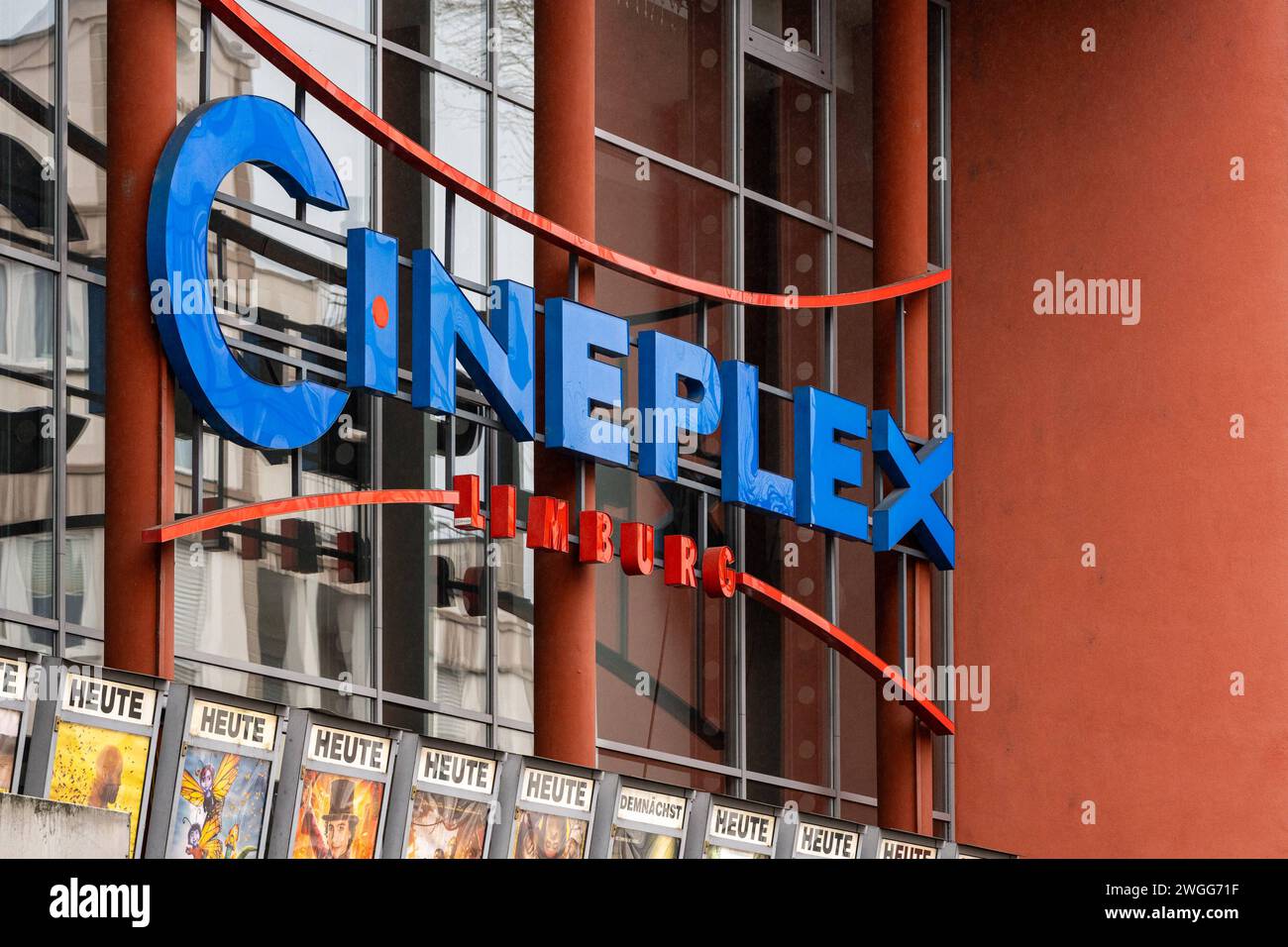 Cineplex Limburg Logo an der Kinofassade 04.02.2024, Limburg ...