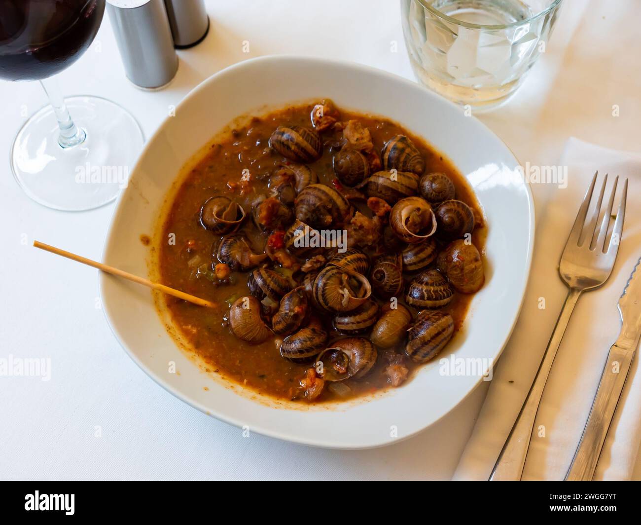 Tapa of snails hi-res stock photography and images - Alamy