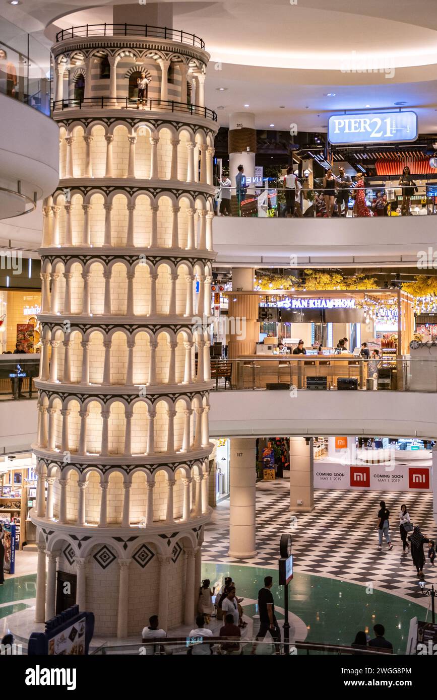 Replica of Pizza Tower at shopping mall in Pattaya, Chonburi, Thailand ...
