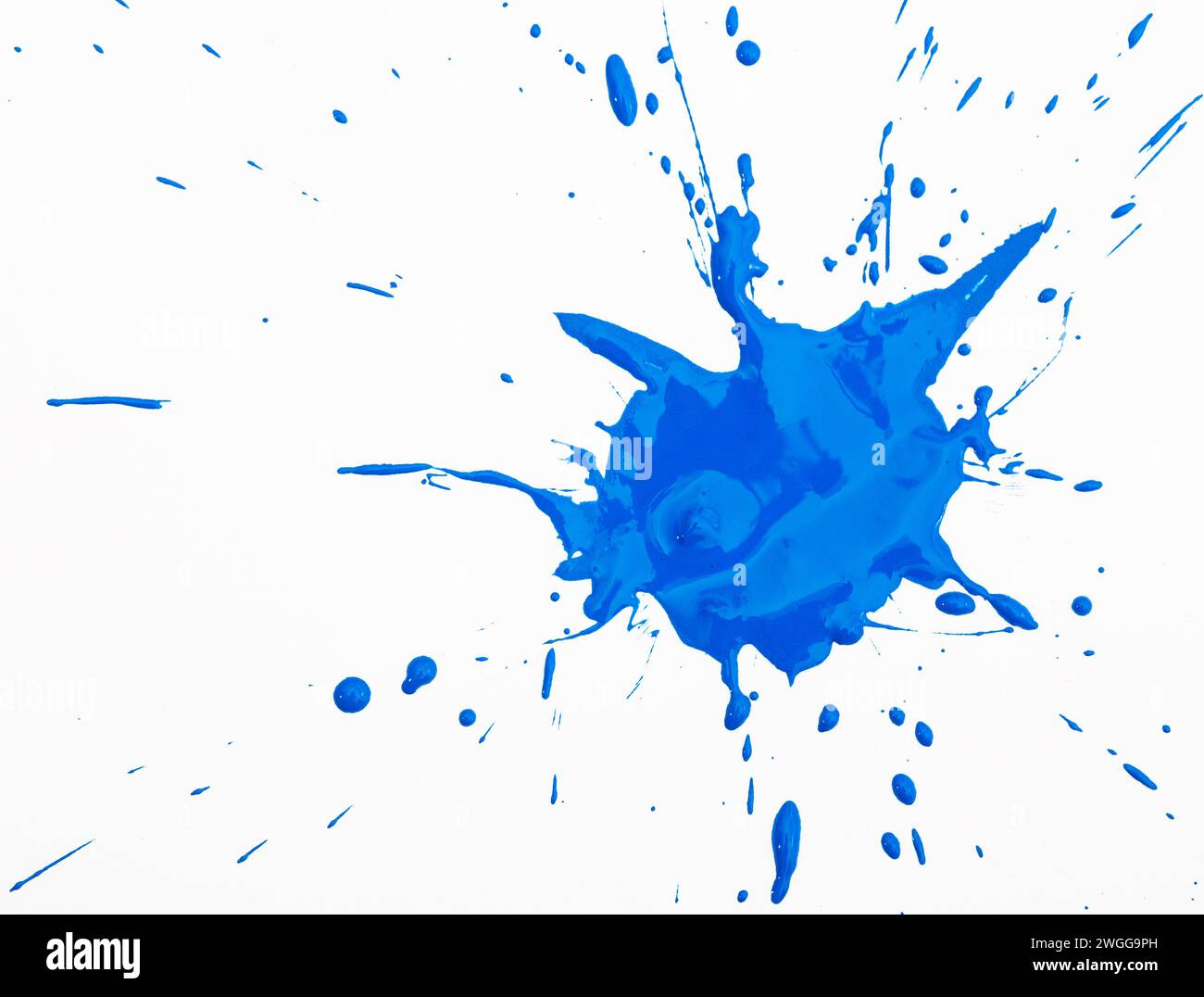 Blue blot with splashes Stock Photo - Alamy