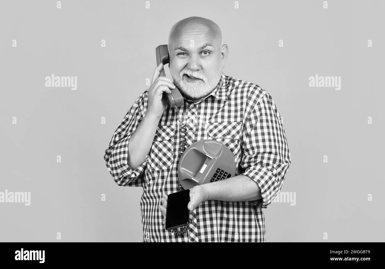 Old man confused by technology Black and White Stock Photos & Images ...