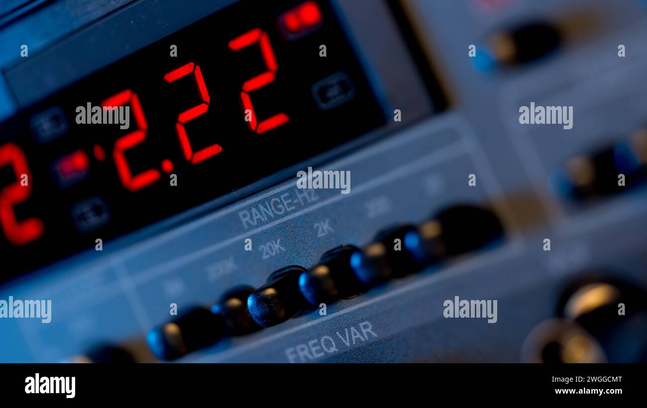 Rotational measurement hi-res stock photography and images - Alamy