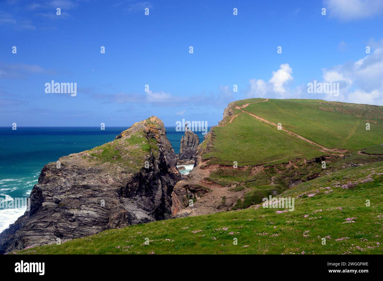 Middle merope hi-res stock photography and images - Alamy