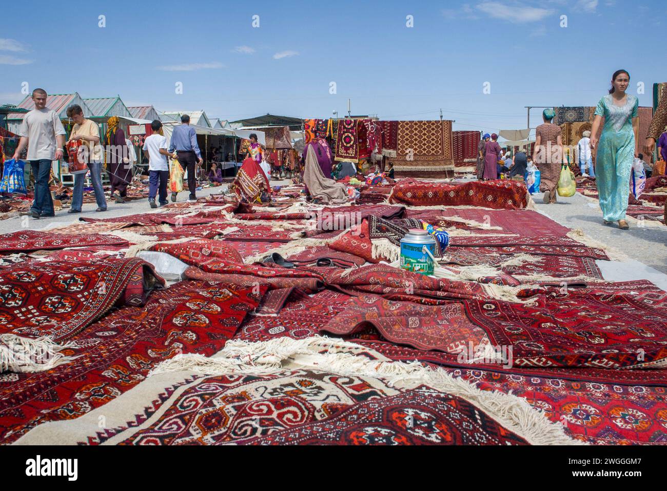 Ashgabat turkmenistan market hi-res stock photography and images - Alamy