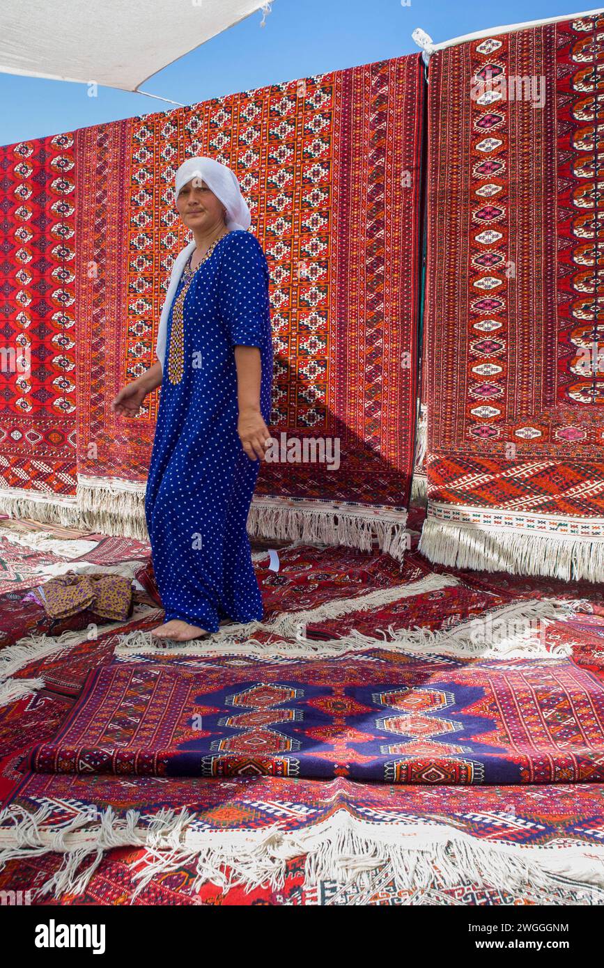 Ashgabat turkmenistan market hi-res stock photography and images - Alamy