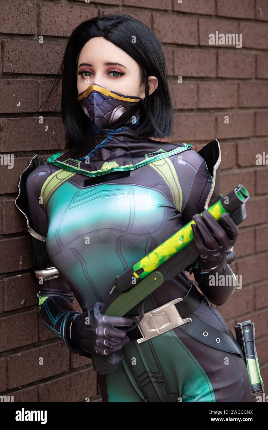 Action outfit hi-res stock photography and images - Alamy