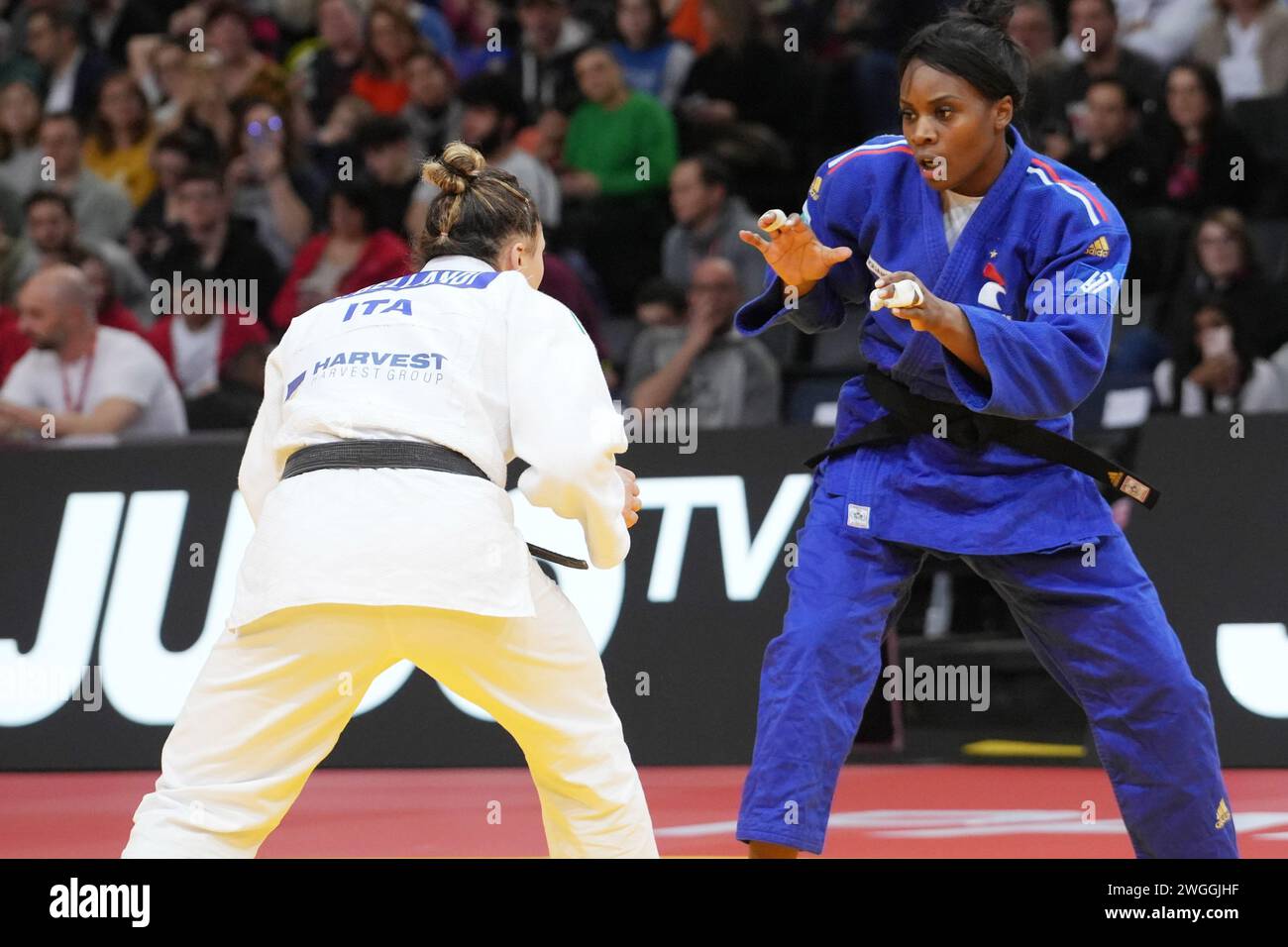 Paris, France. 04th Feb, 2024. Madeleine Malonga of France against ...