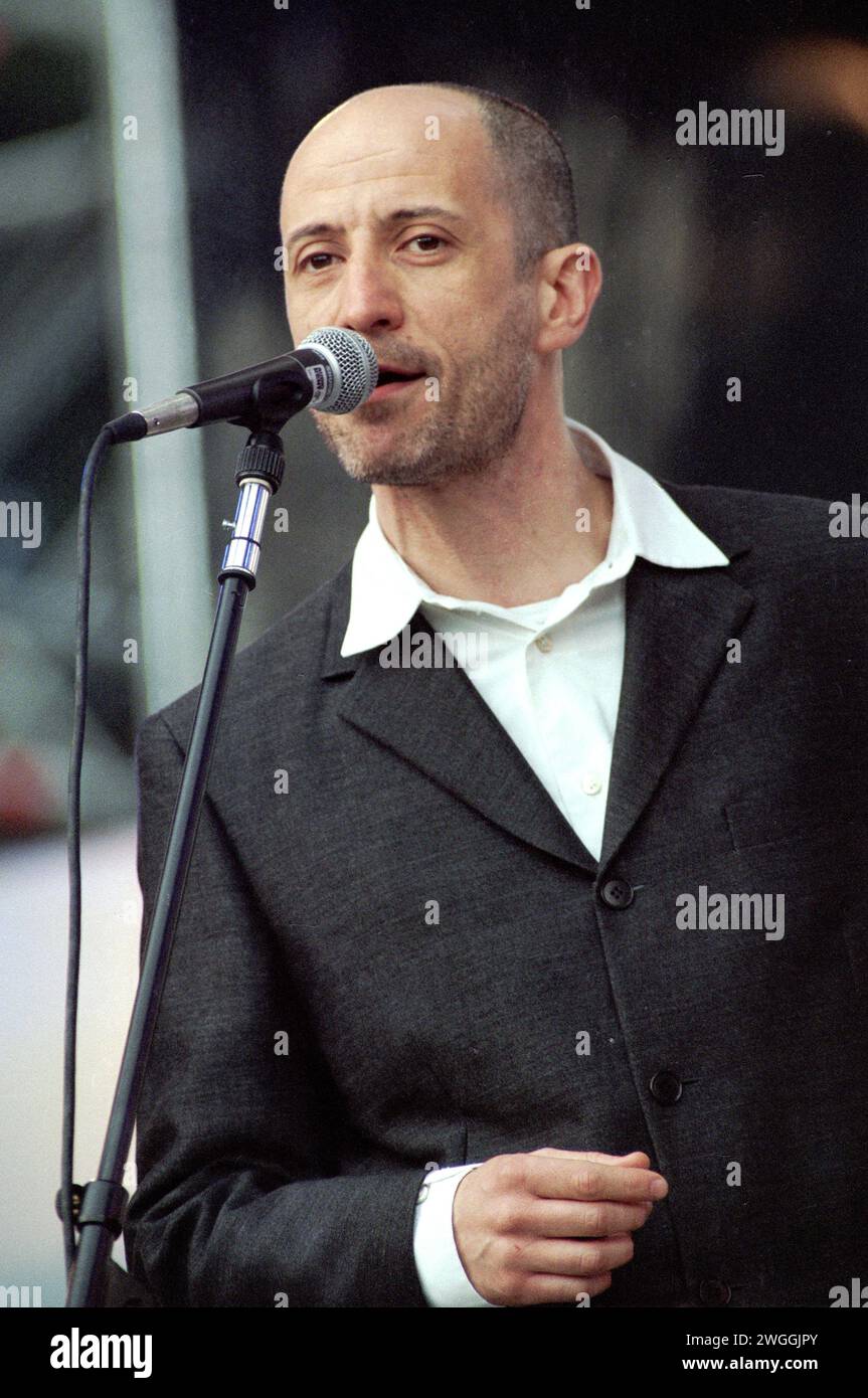 Avion travel 1997 hi-res stock photography and images - Alamy