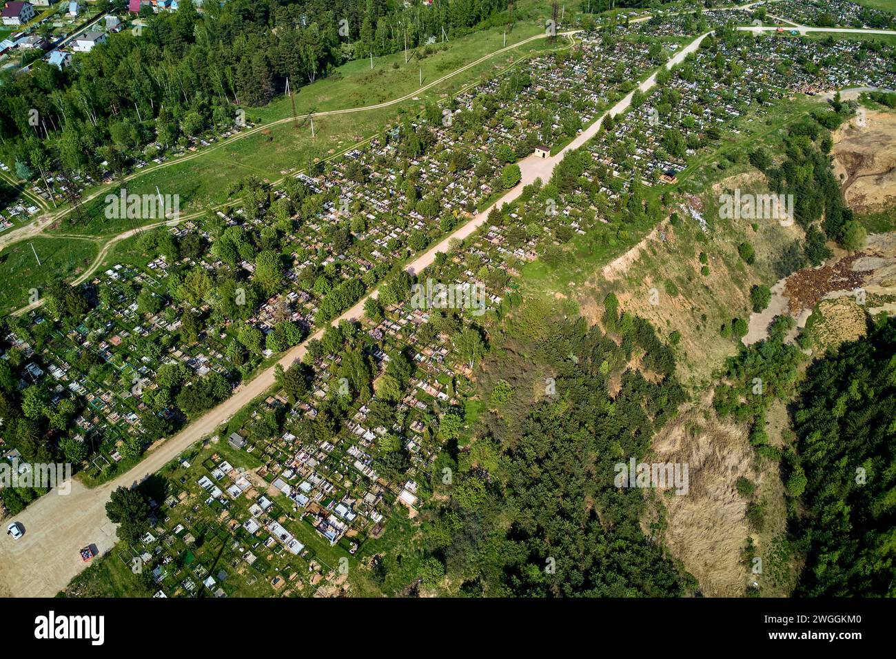 Aerial view of a cemetery hi-res stock photography and images - Alamy