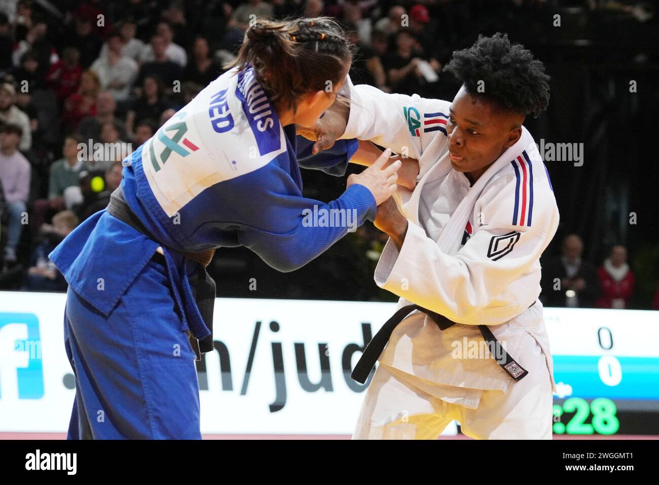 Audrey Tcheumeo of France against Guusje Steenhuis of Netherlands ...