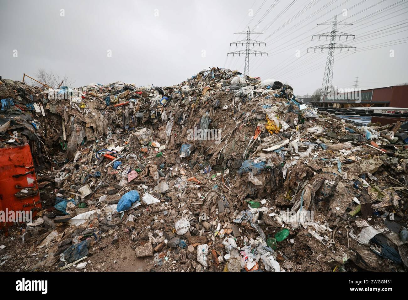 Tar paper hi-res stock photography and images - Alamy