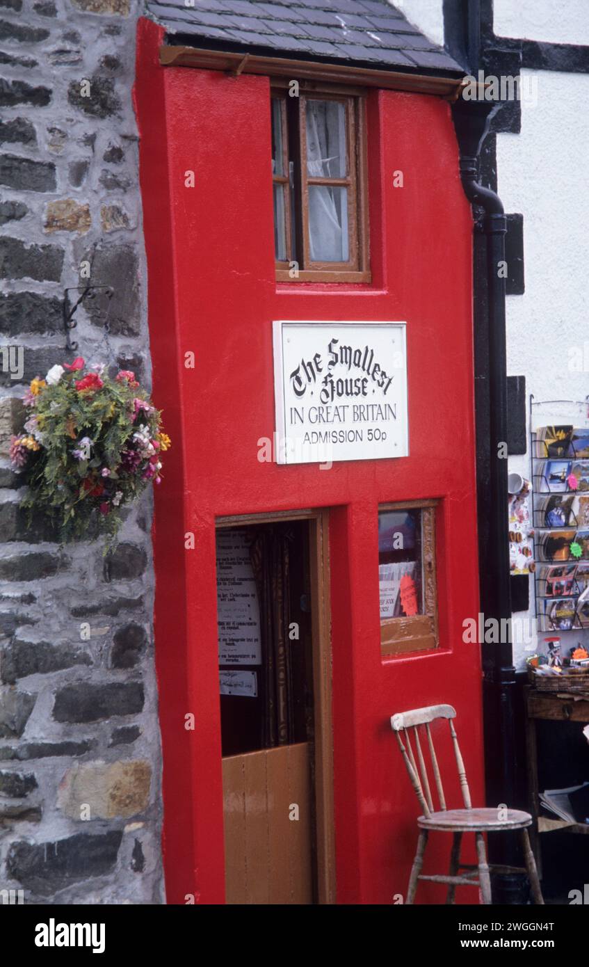 UK, Wales, Conwy, the 'smallest house in Great Britain' also known as ...