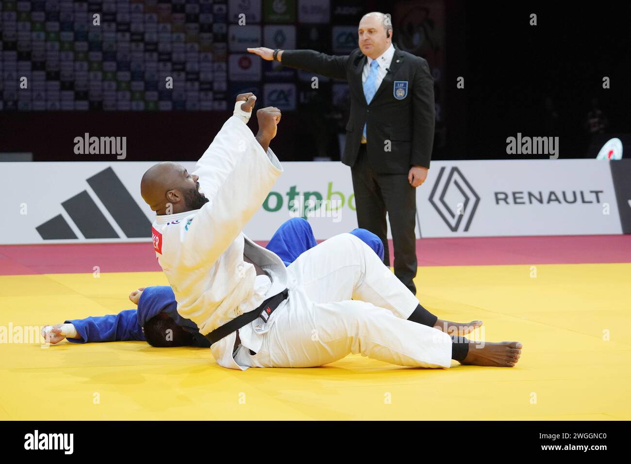 Teddy Riner of France Gold medal against Min-Jong Kim of Republic of ...