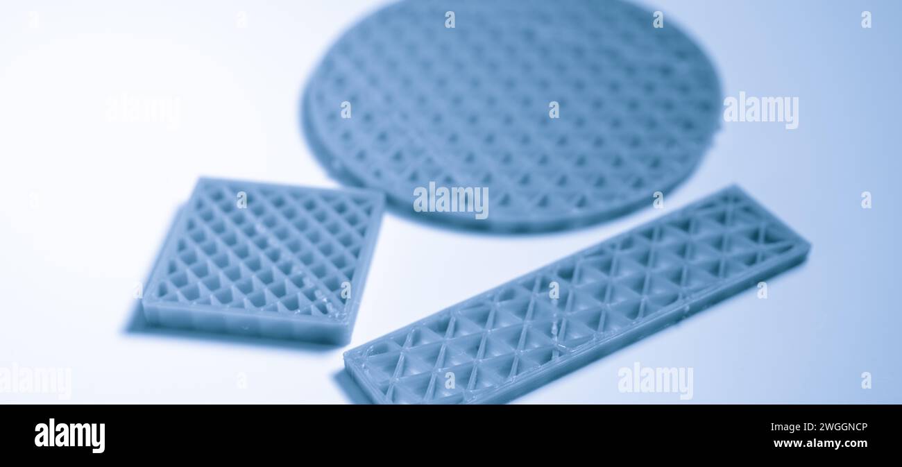Metamaterials for Superlenses: Metamaterial-based superlenses can ...