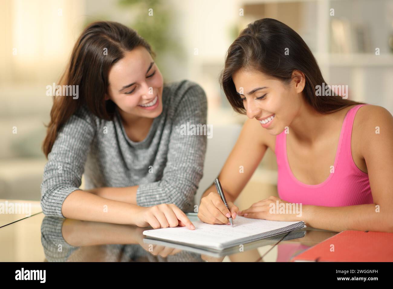 Teaching notes hi-res stock photography and images - Alamy
