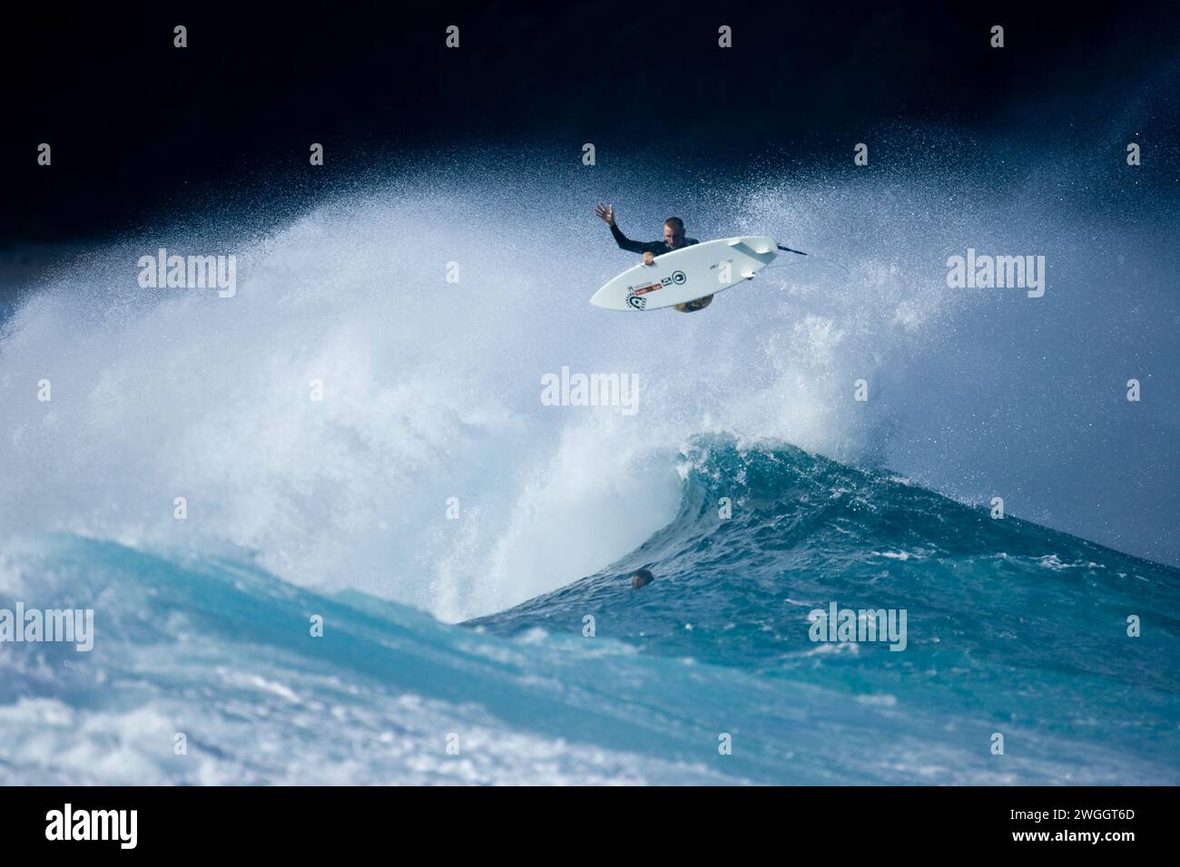 Adult turtle silhouette hi-res stock photography and images - Alamy