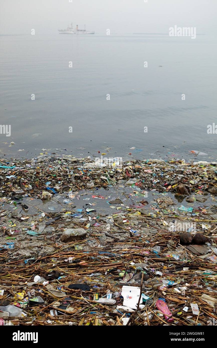 Early morning before the International Ocean Conservancy beach clean up ...