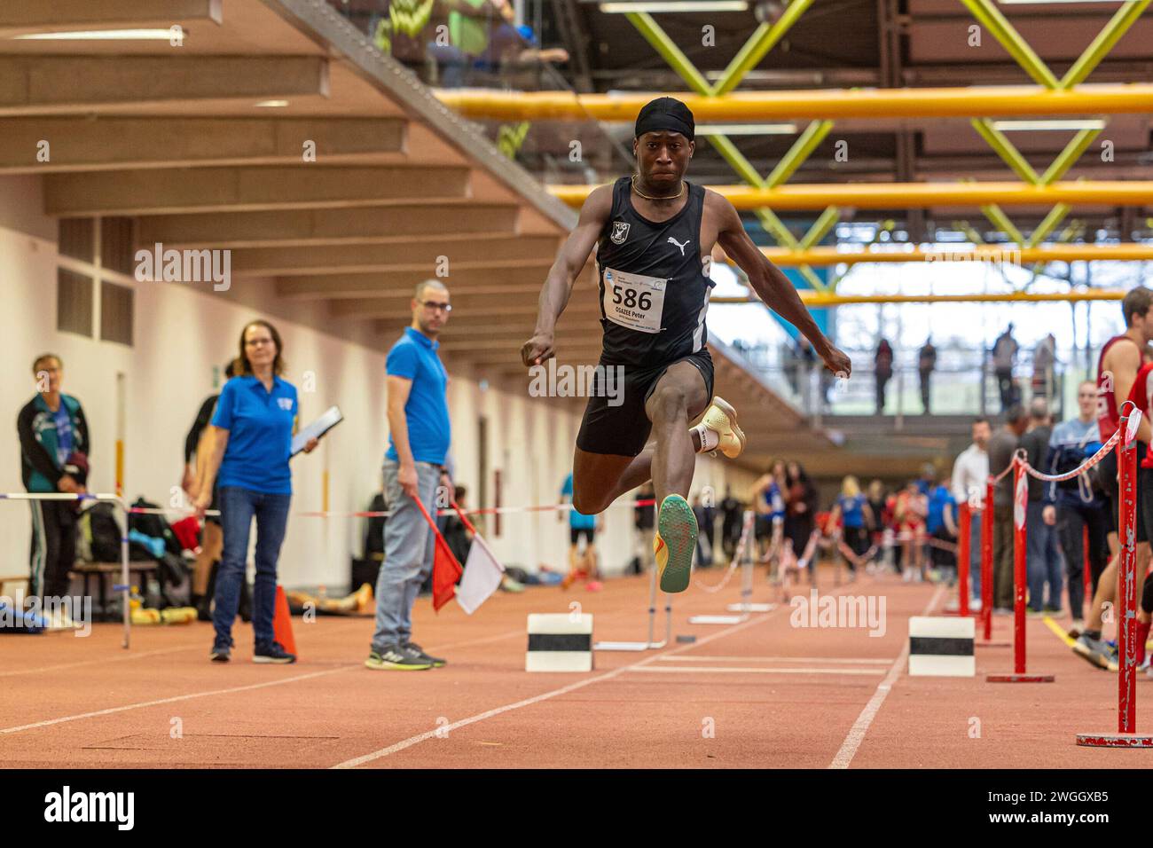 Muenchen, Deutschland. 04th Feb, 2024. Peter Osazee (MTG Mannheim); Sueddeutsche ...
