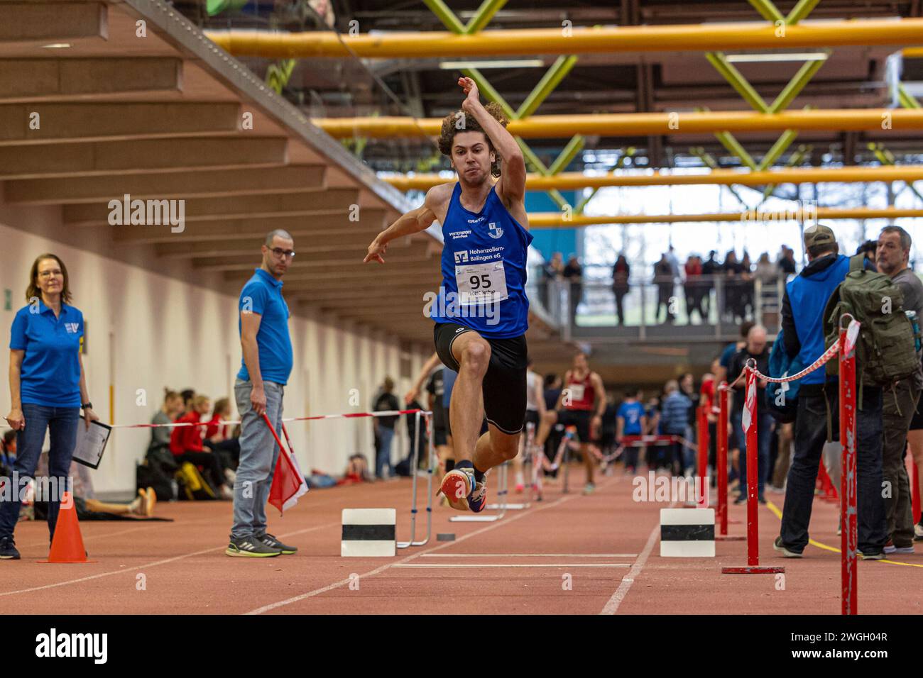 Muenchen, Deutschland. 04th Feb, 2024. Joshua Bozic (TV Weilstetten ...