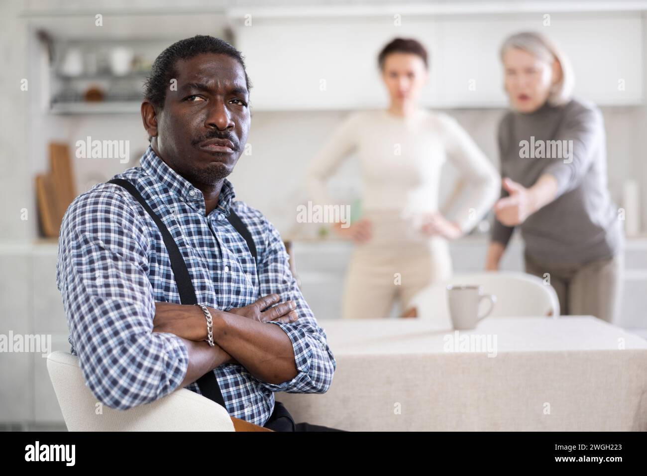 Woman and resentment and kitchen hi-res stock photography and images ...