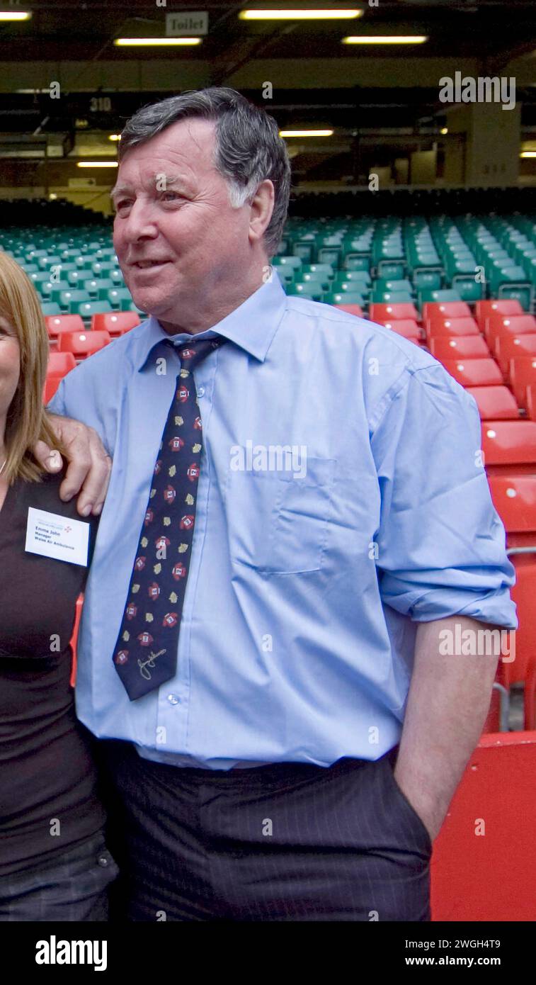 Welsh rugby player barry john hi-res stock photography and images - Alamy