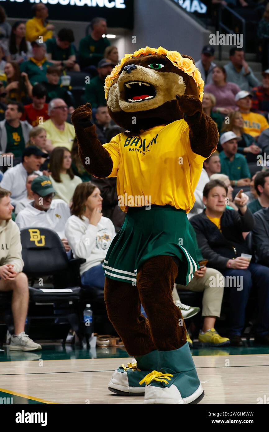 WACO, TX - FEBRUARY 03: Marigold the mascot dances for the crowd during ...