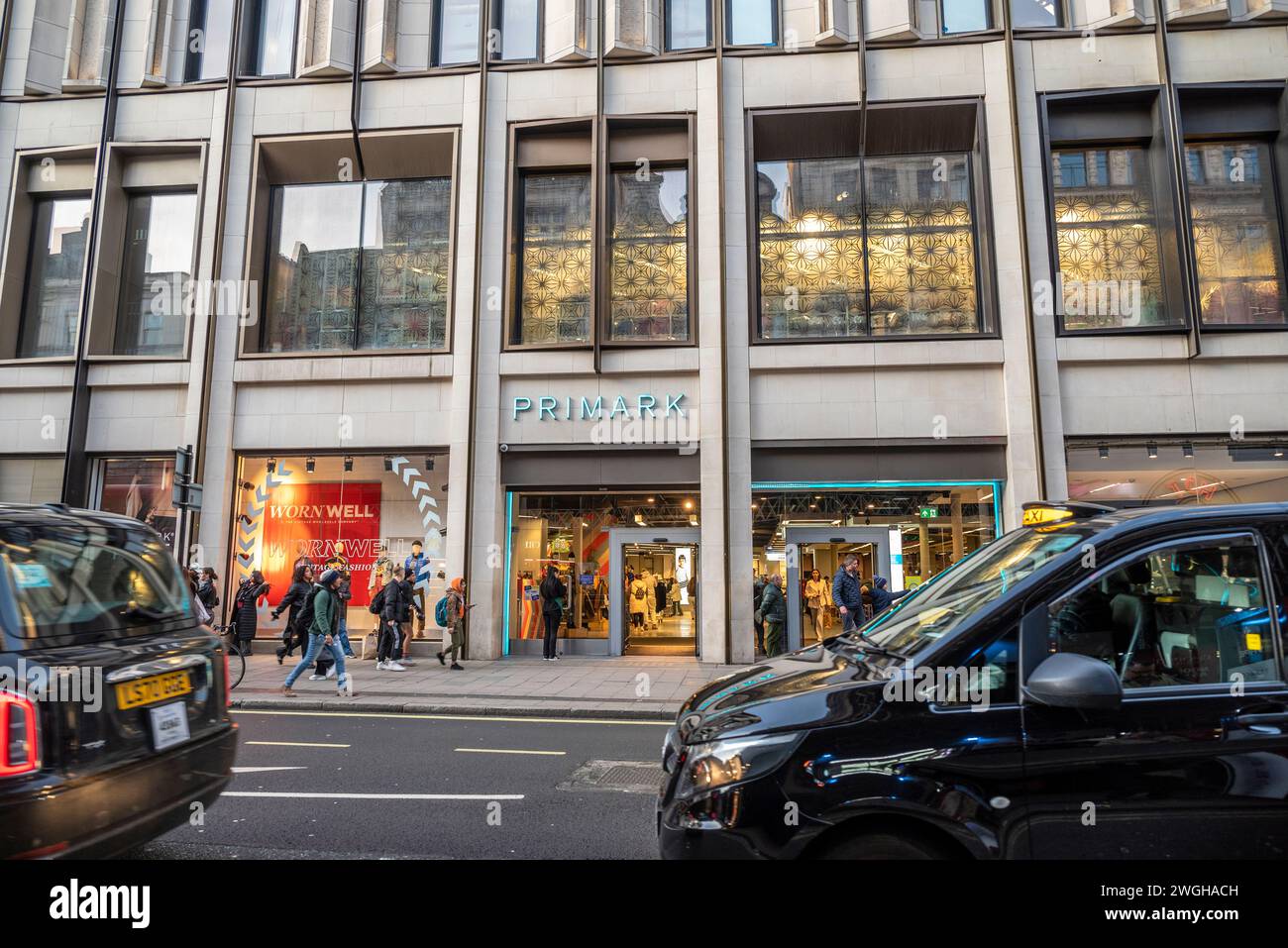 Primark store on Oxford Street, London, England, UK Stock Photo - Alamy