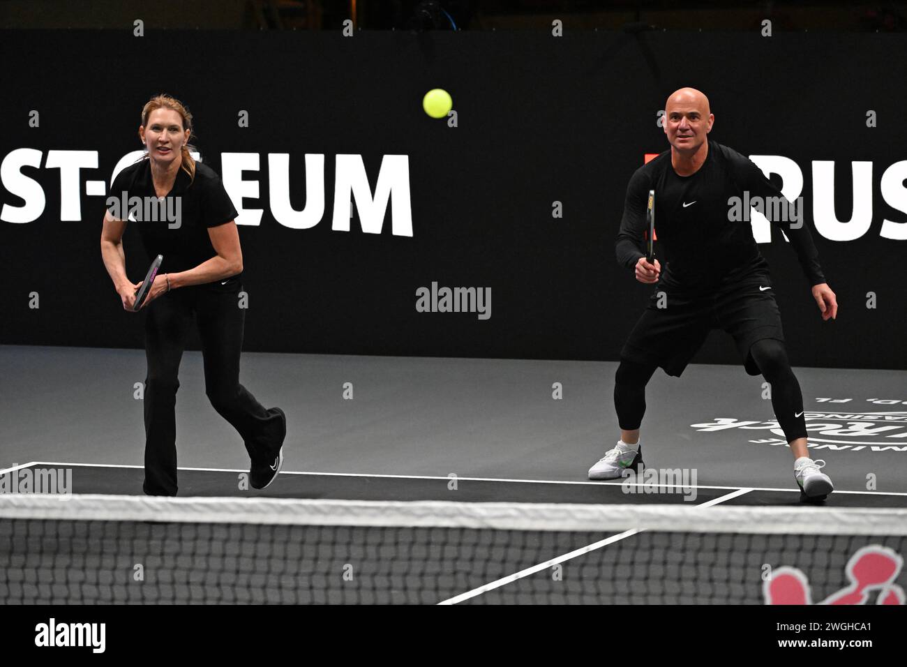 Hollywood FL, USA. 04th Feb, 2024. Andre Agassi and Steffi Graff play ...
