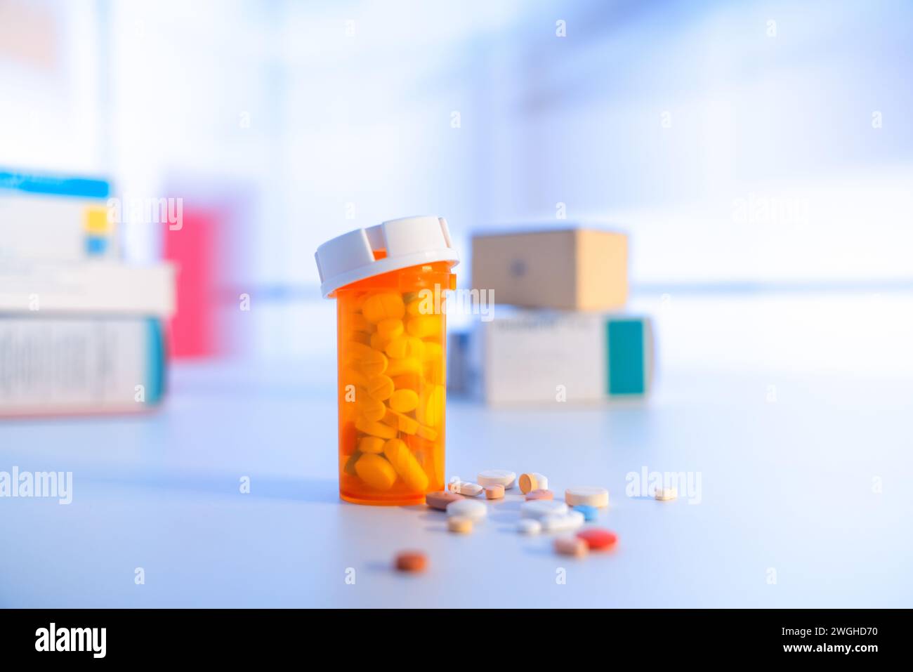Pharmaceutical Drug in Pillbox, Interior of Pharmacy Stock Photo - Alamy