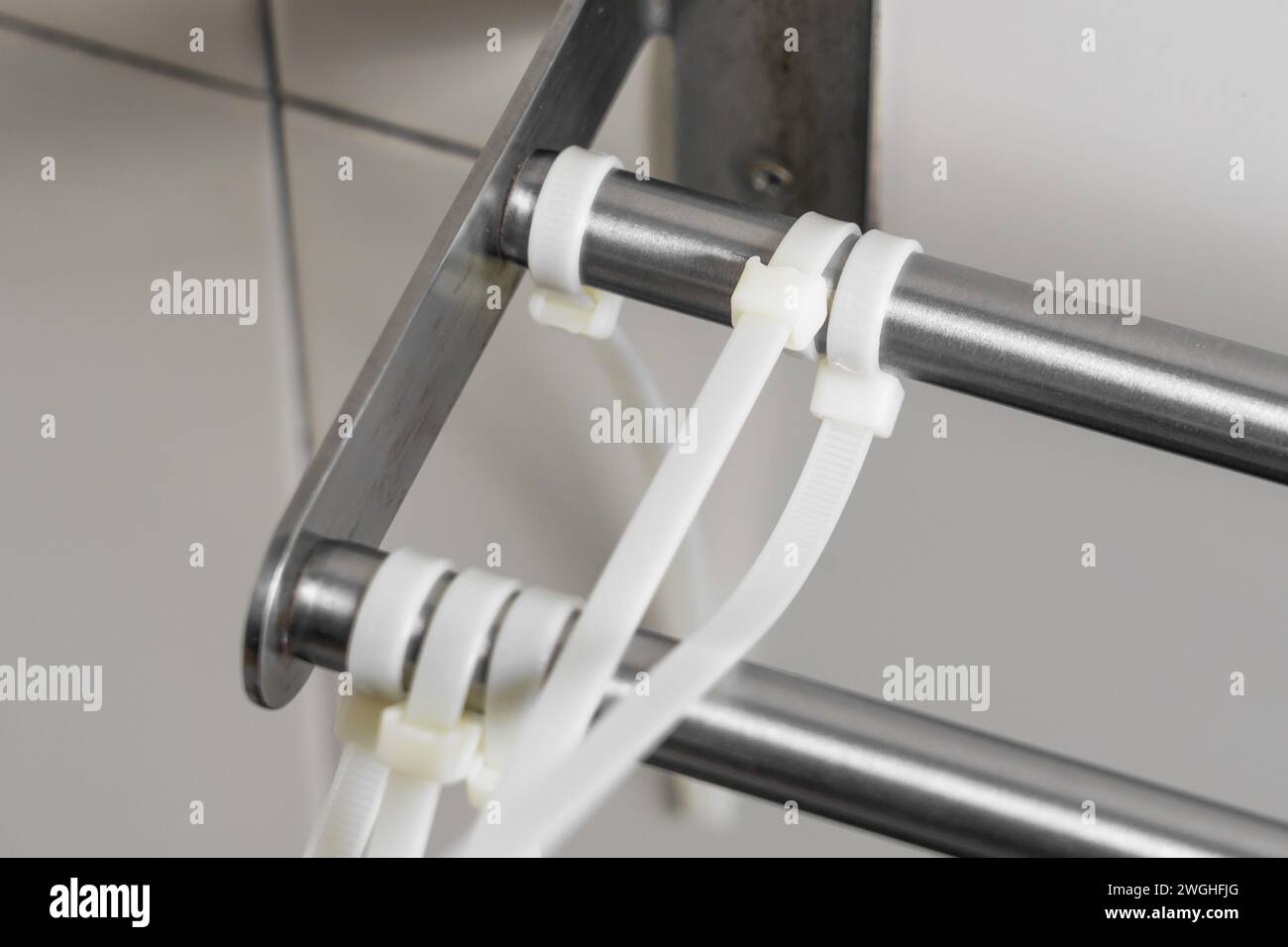 Plastic hand ties hi-res stock photography and images - Alamy