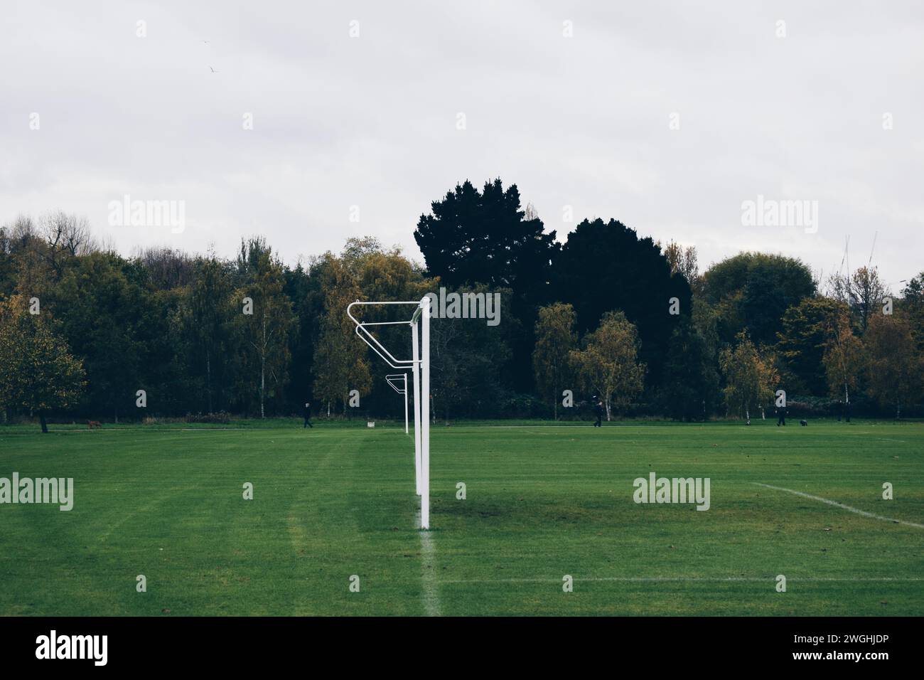 Soccer field england landscape hi-res stock photography and images - Alamy