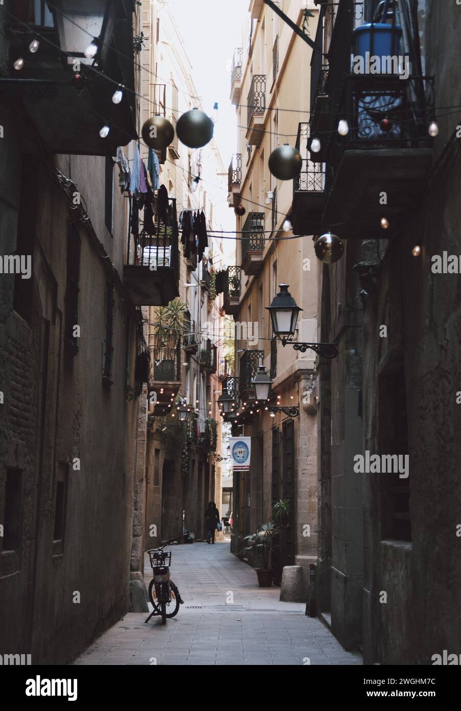 16 gothic facades hi-res stock photography and images - Alamy