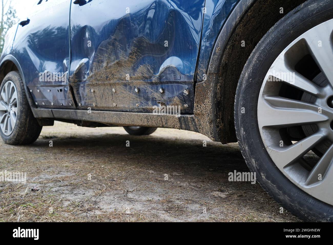 Car panel damage hi-res stock photography and images - Alamy