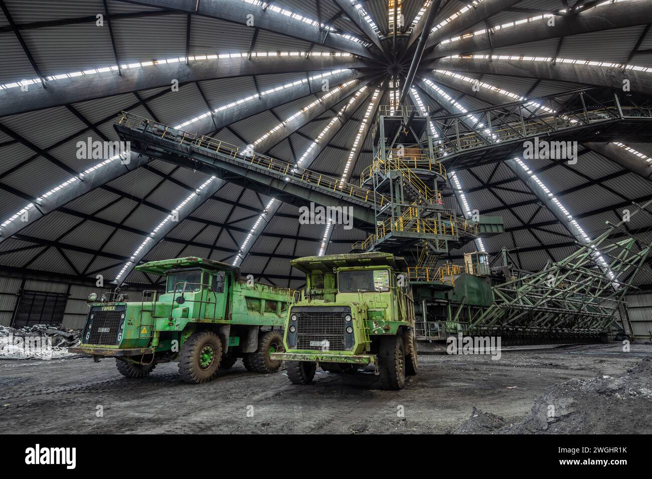 Green trucks in Zeche Prosper-Haniel Kohlemischhalle / Prosper-Haniel ...