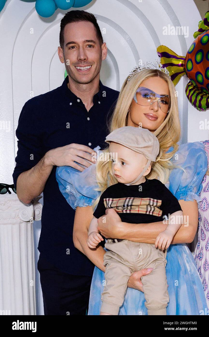 Paris Hilton and Carter Reum celebrate their son Phoenix's first ...